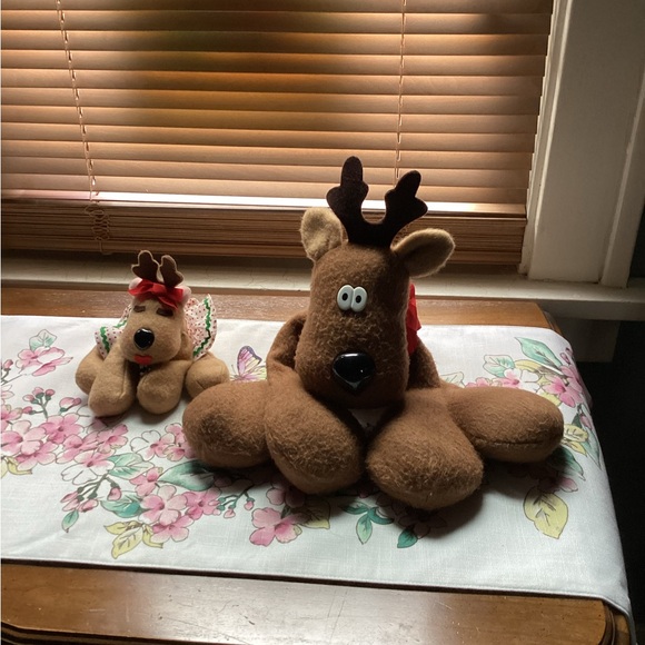 Hallmark | Toys | 98s Rodney Large Rhonda Brown Plush Reindeer Toy Set ...